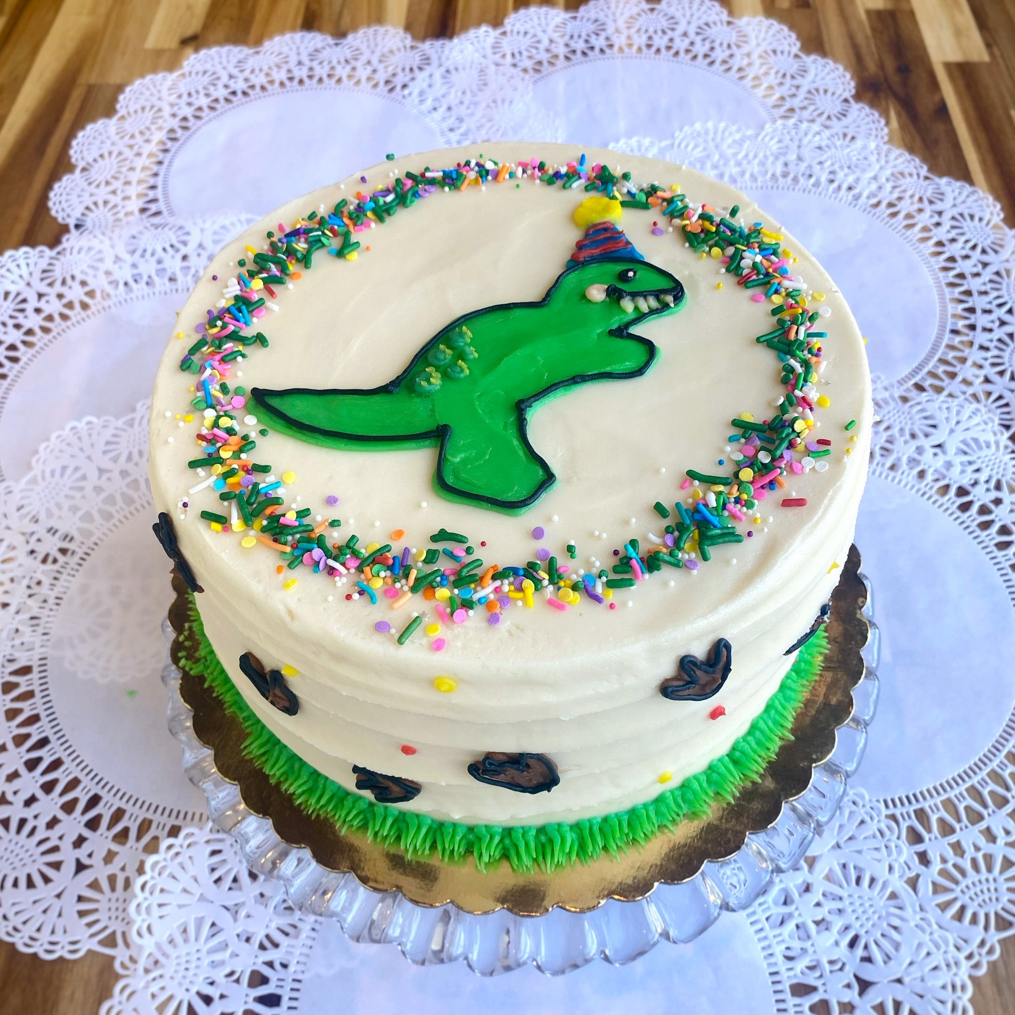 Dino Party- Decorated Cake – Muddy's Bake Shop